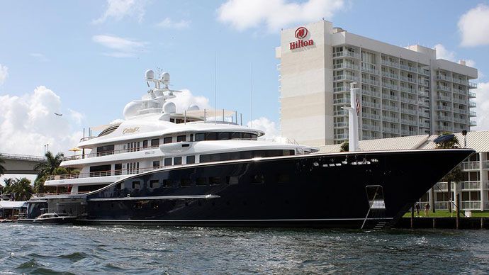 Superyacht Cakewalk debuts at the Fort Lauderdale Boat Show
